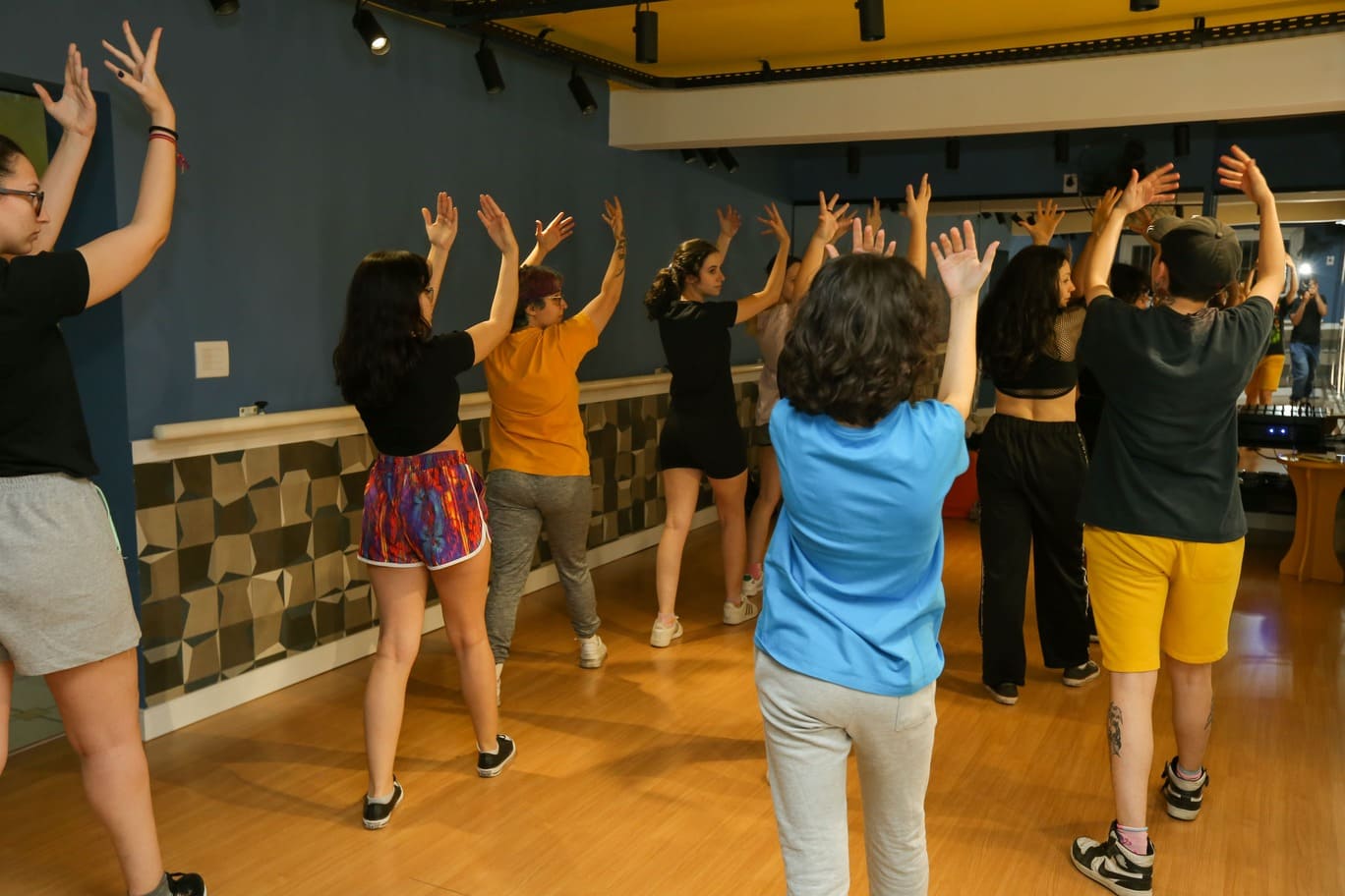 Quem Somos? – Adhana Dance School